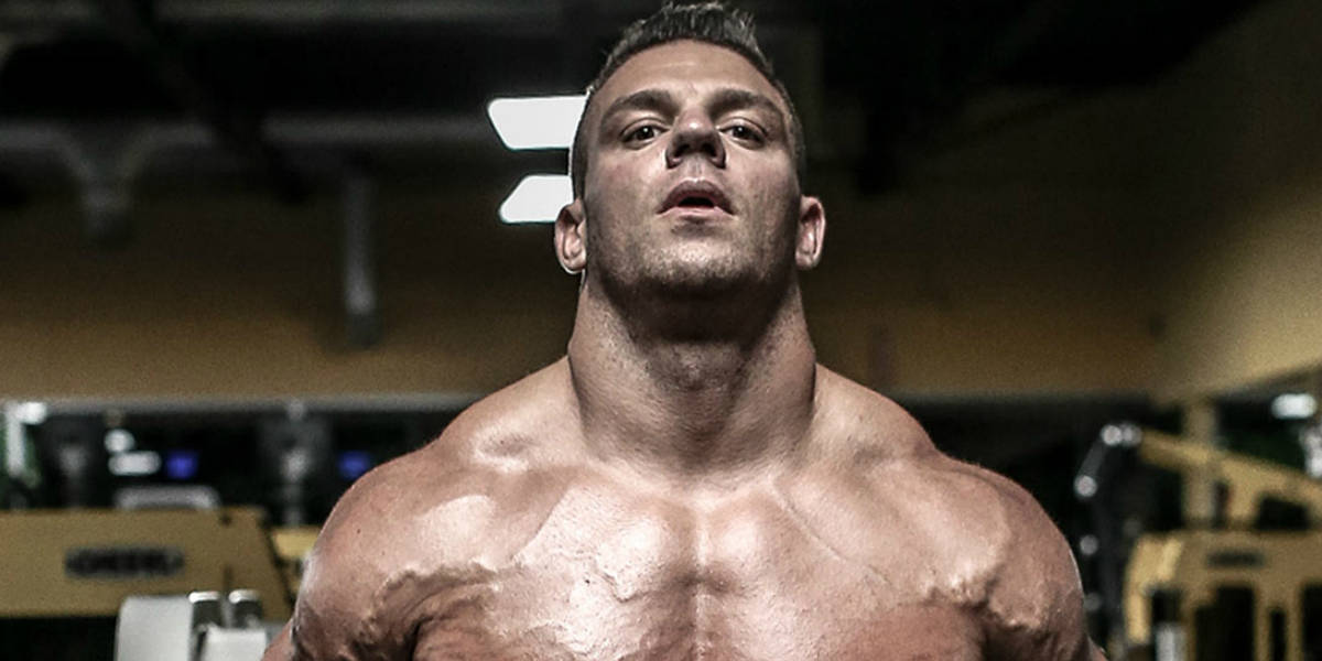 4 exercícios e um treino para construir um pescoço forte