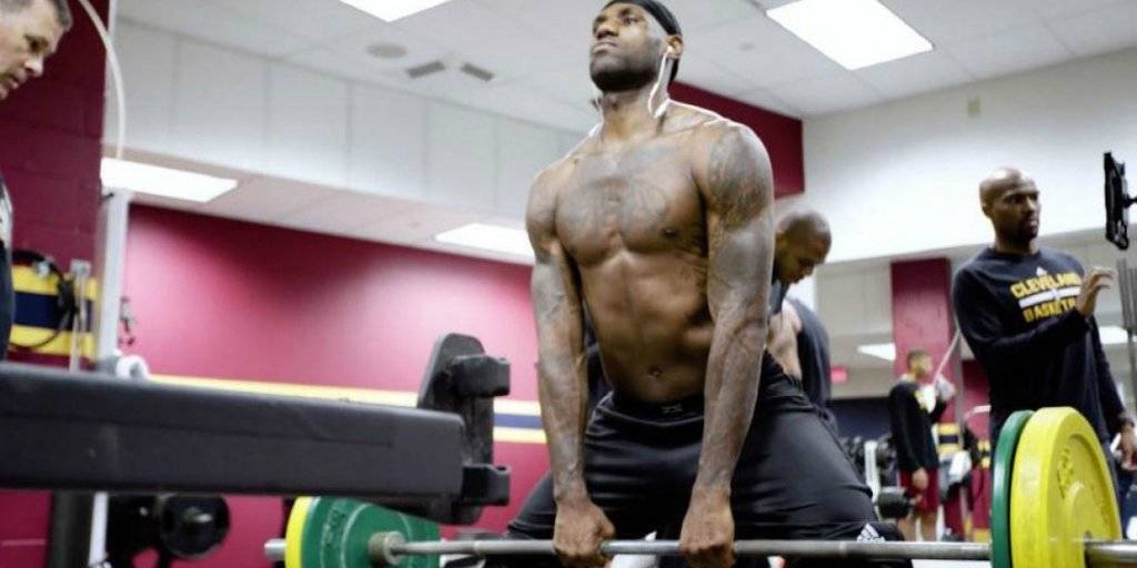 O treino insano de LeBron James durante os playoffs da NBA