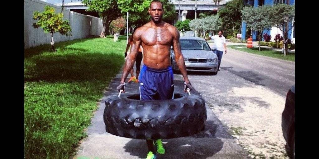 3 objetos pouco convencionais para te ajudar a fazer 'academia caseira'