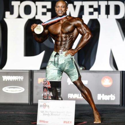 Shawn Rhoden vence Mr. Olympia e recebe histórica premiação milionária ...